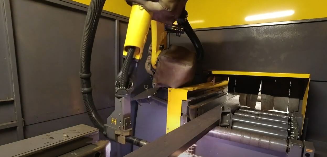 BC-50 Coping Machine - Garneau Manufacturing Inc